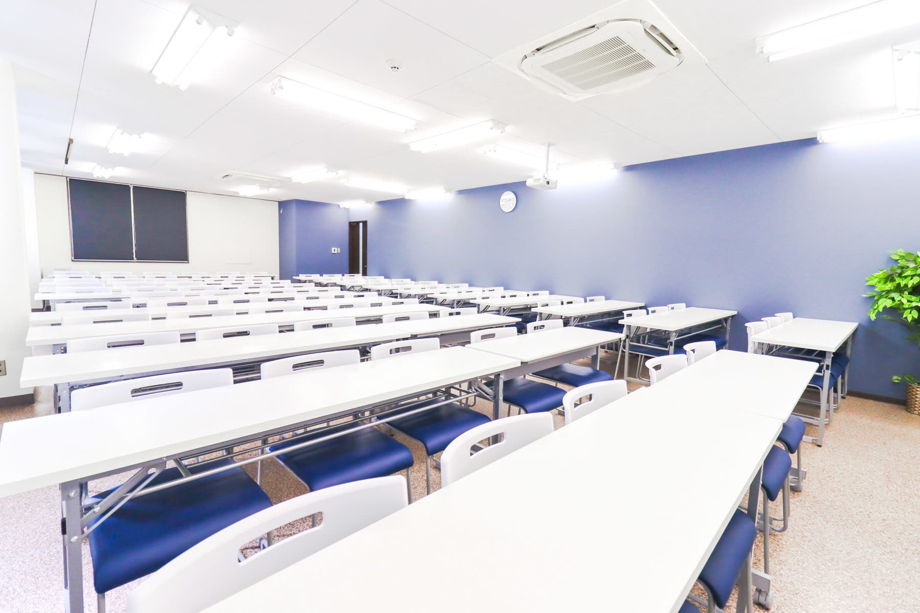 【名古屋駅E4出口徒歩3分！87名！】プロジェクター・10Gbps光回線・WiFi全て無料！ふれあい貸し会議室 名古屋No143の写真4