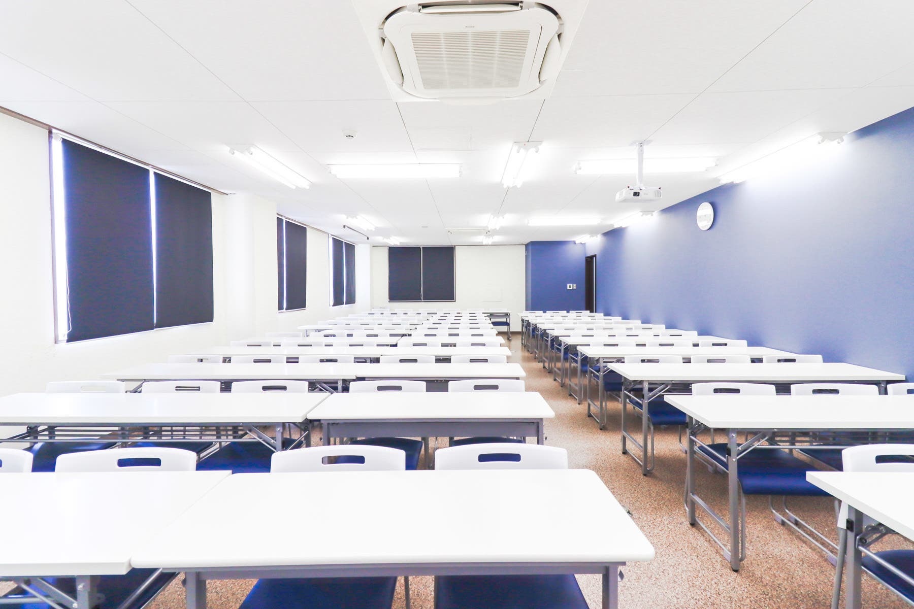 【名古屋駅E4出口徒歩3分！87名！】プロジェクター・10Gbps光回線・WiFi全て無料！ふれあい貸し会議室 名古屋No143の写真5