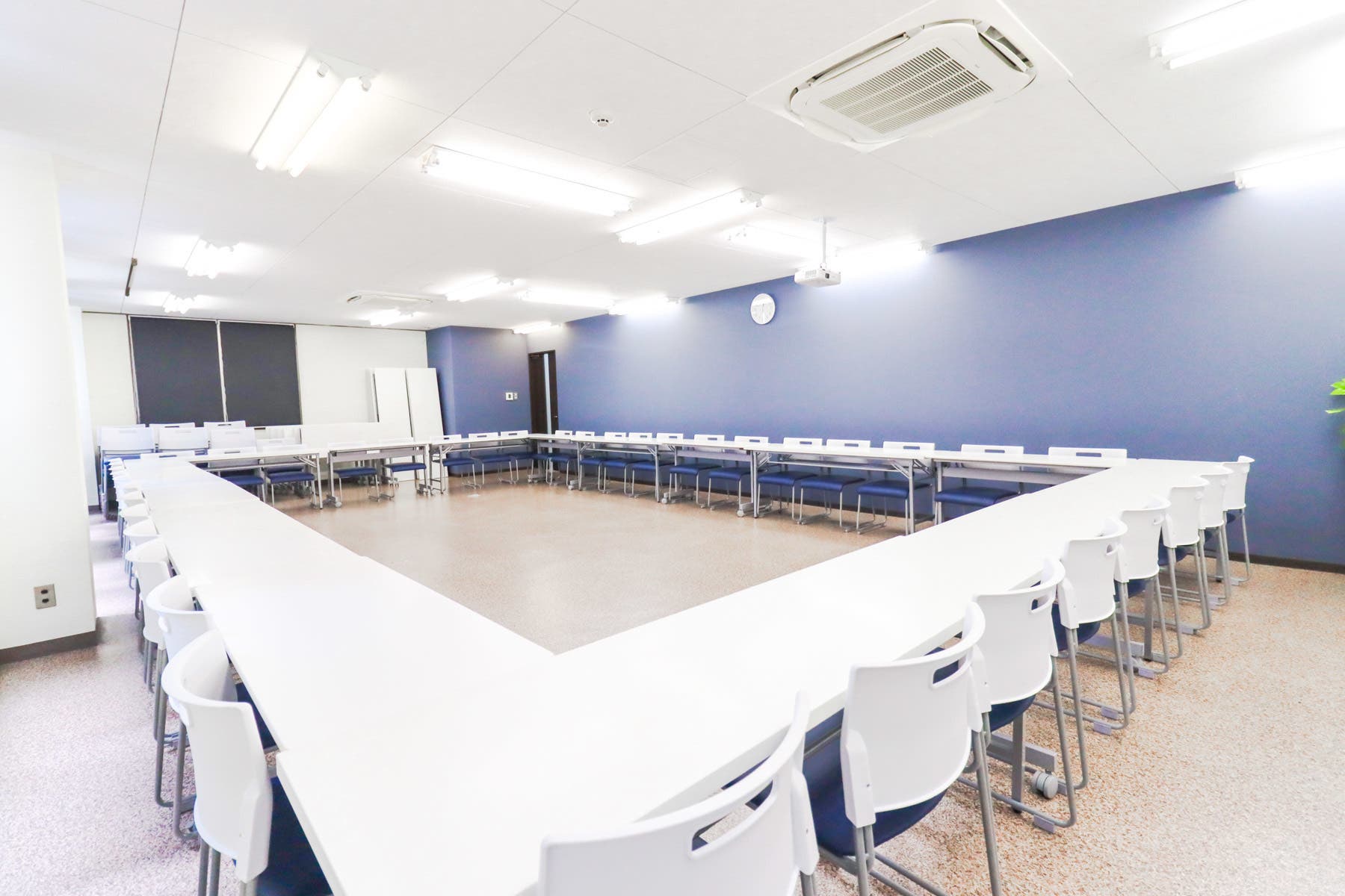 【名古屋駅E4出口徒歩3分！87名！】プロジェクター・10Gbps光回線・WiFi全て無料！ふれあい貸し会議室 名古屋No143の写真15