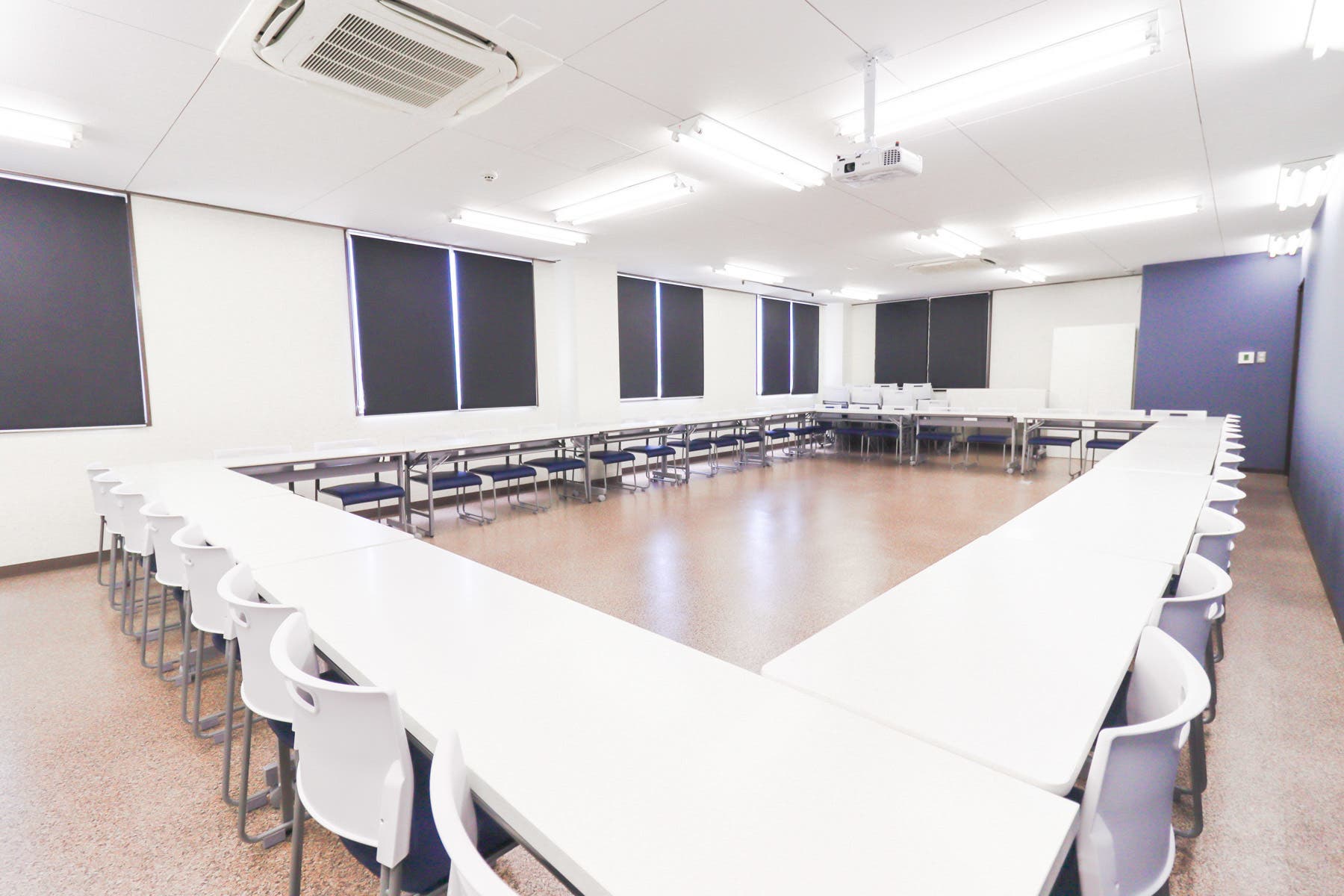 【名古屋駅E4出口徒歩3分！87名！】プロジェクター・10Gbps光回線・WiFi全て無料！ふれあい貸し会議室 名古屋No143の写真17