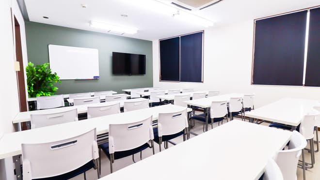 【名古屋駅E4出口徒歩3分!28名!】55型モニター・10Gbps光回線・WiFi全て無料!ふれあい貸し会議室 名古屋No145の写真2