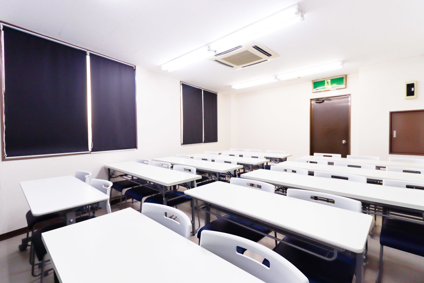 【名古屋駅E4出口徒歩3分！28名！】55型モニター・10Gbps光回線・WiFi全て無料！ふれあい貸し会議室 名古屋No145の写真5