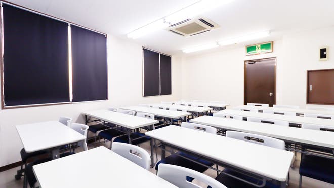 【名古屋駅E4出口徒歩3分!28名!】55型モニター・10Gbps光回線・WiFi全て無料!ふれあい貸し会議室 名古屋No145の写真5