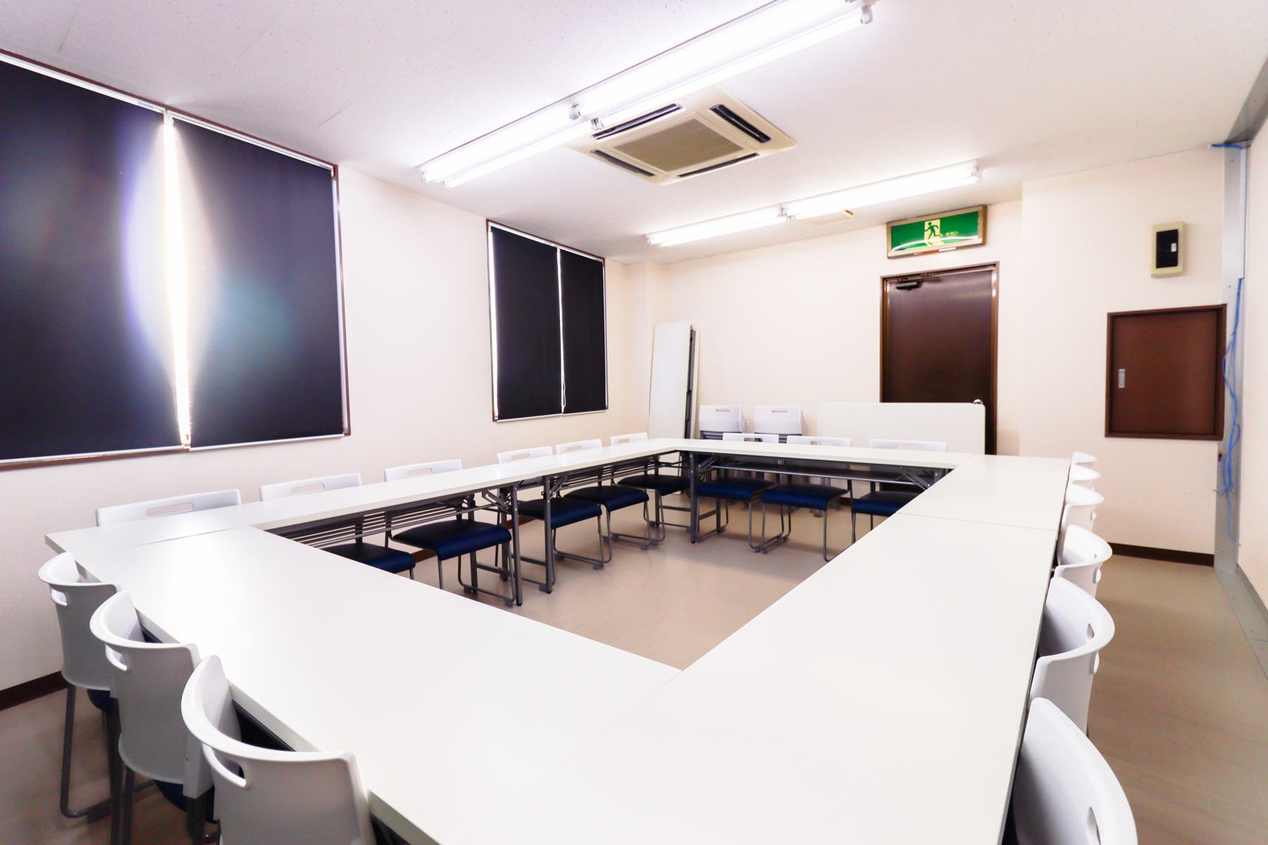 【名古屋駅E4出口徒歩3分！28名！】55型モニター・10Gbps光回線・WiFi全て無料！ふれあい貸し会議室 名古屋No145の写真15