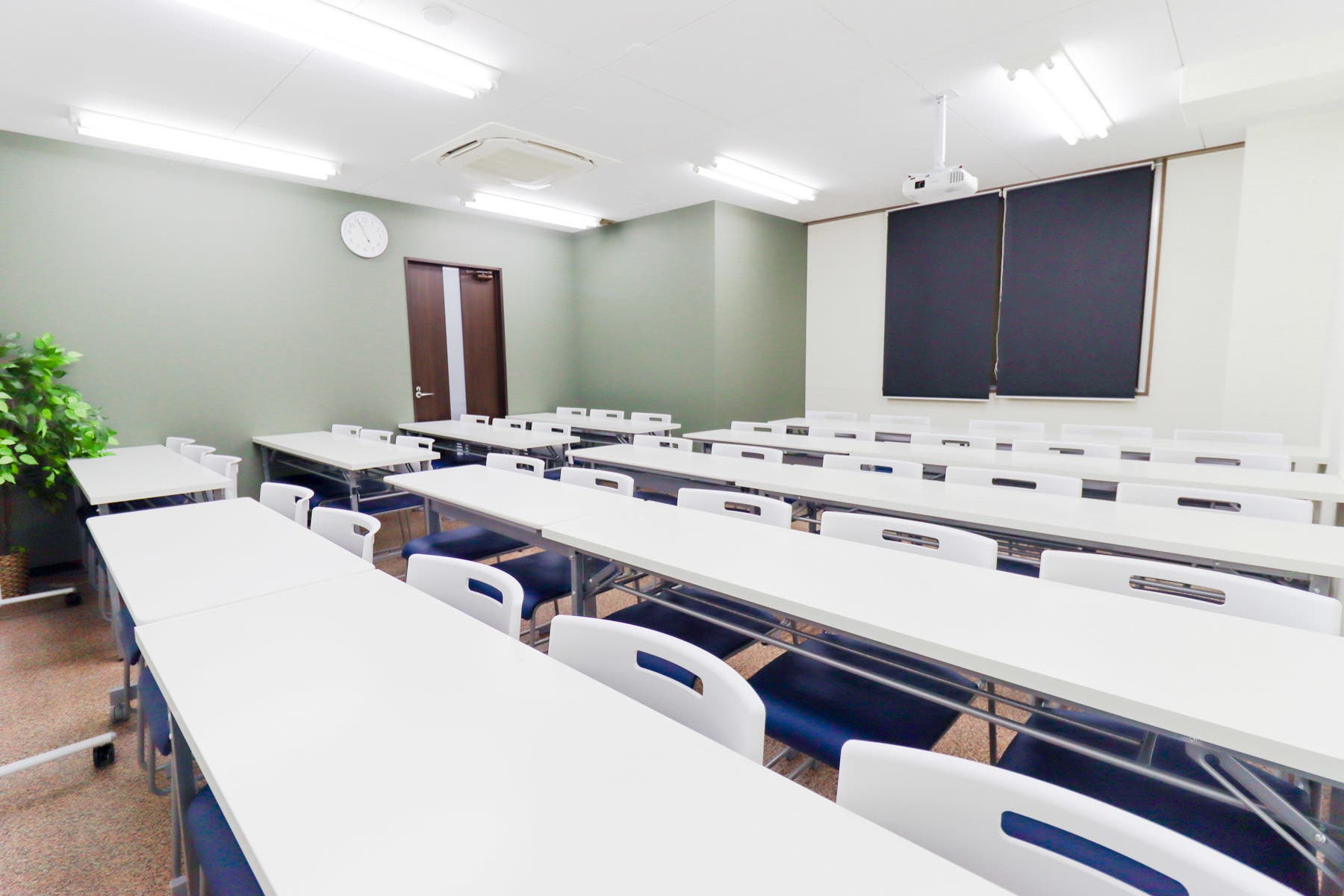 【名古屋駅E4出口徒歩3分！37名！】プロジェクター・10Gbps光回線・WiFi全て無料！ふれあい貸し会議室 名古屋No146の写真5