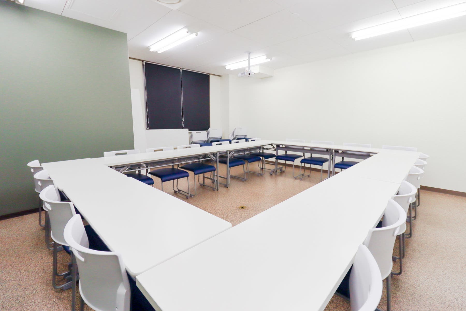 【名古屋駅E4出口徒歩3分！37名！】プロジェクター・10Gbps光回線・WiFi全て無料！ふれあい貸し会議室 名古屋No146の写真14