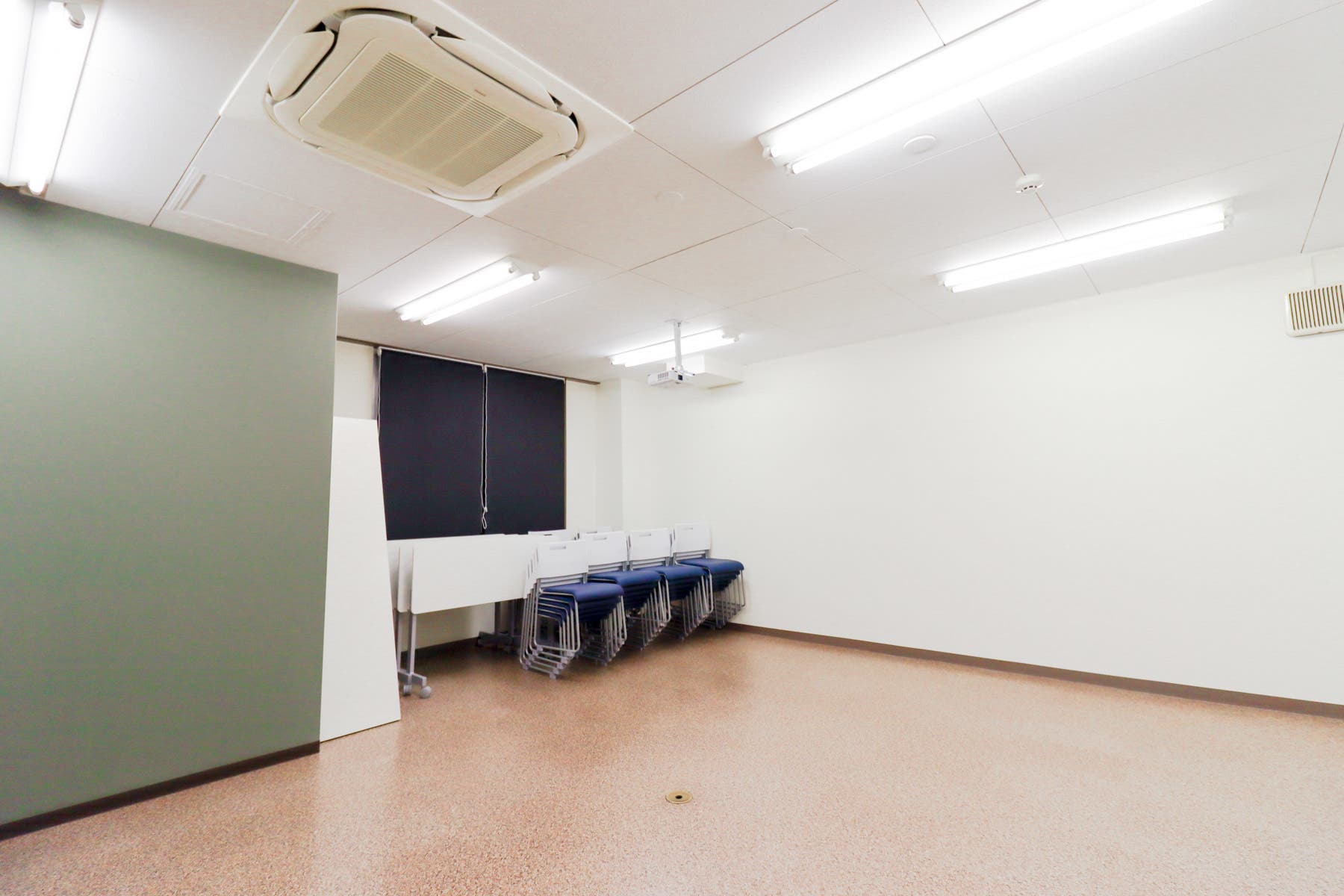 【名古屋駅E4出口徒歩3分！37名！】プロジェクター・10Gbps光回線・WiFi全て無料！ふれあい貸し会議室 名古屋No146の写真23