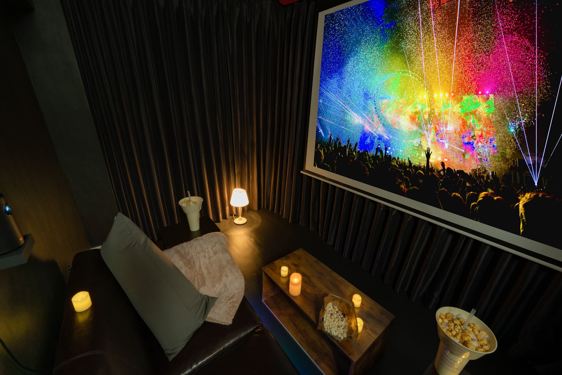 贅沢空間🉐３H以上で1000円引き🉐完全貸切映画館📽映画音響🈶デート/推し活/鑑賞会💖C🎥の写真11