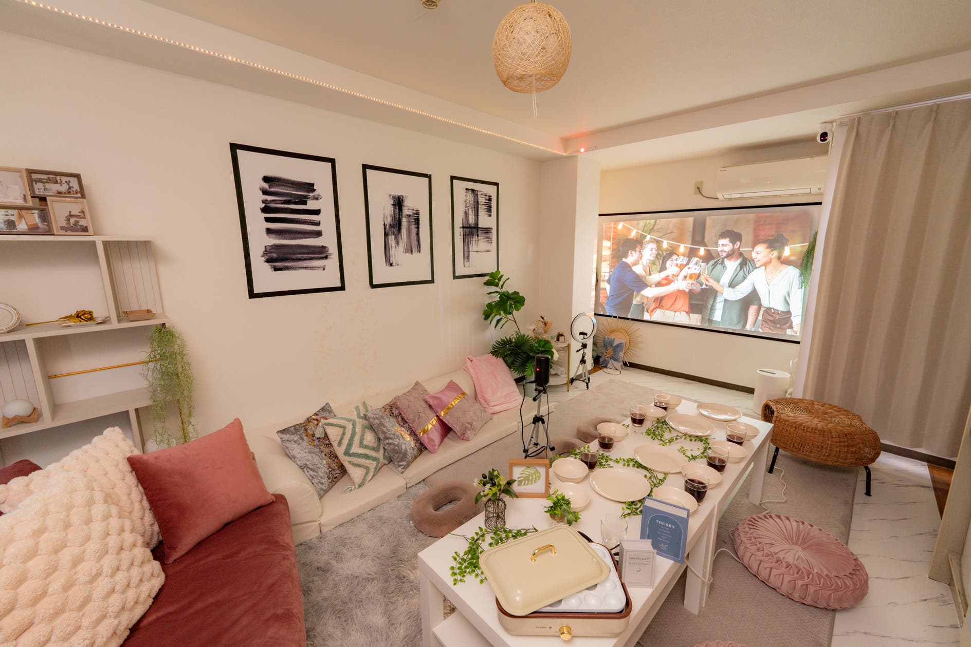 大人気エリア🥰女子会🎄🥰シアター📹推し活🆗難波徒歩4分👌完全個室🏠推し活🤍女子会👘パーティやデートの写真12