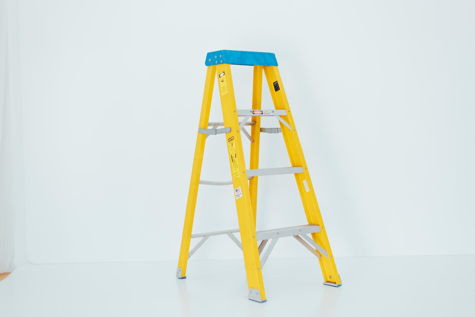 風通しの良いおしゃれなインテリアと白ホリがあるスタジオの写真12