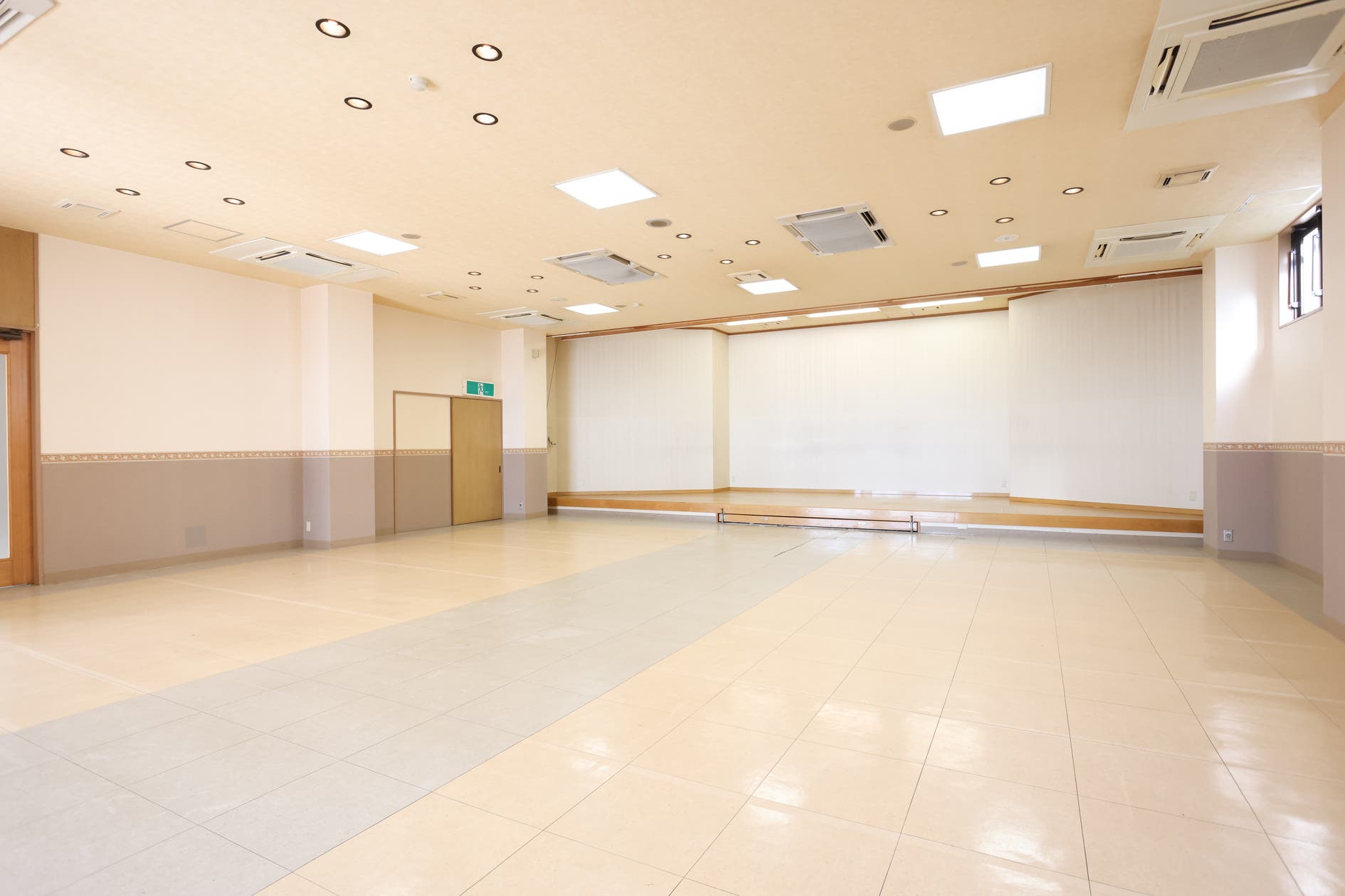 【立川駅徒歩9分】多目的スペースとして活用できます！の写真9