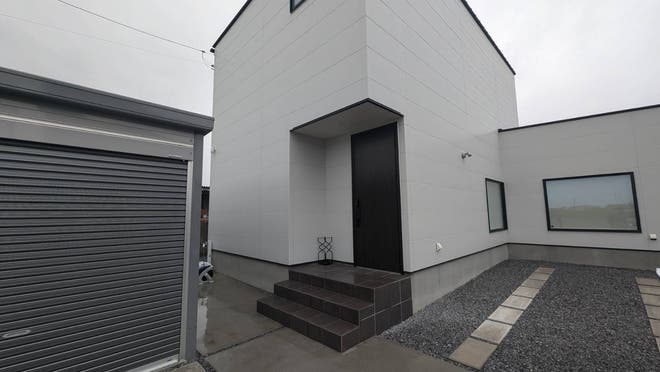 2025年2月竣工 白を基調とした新築戸建て物件の写真4