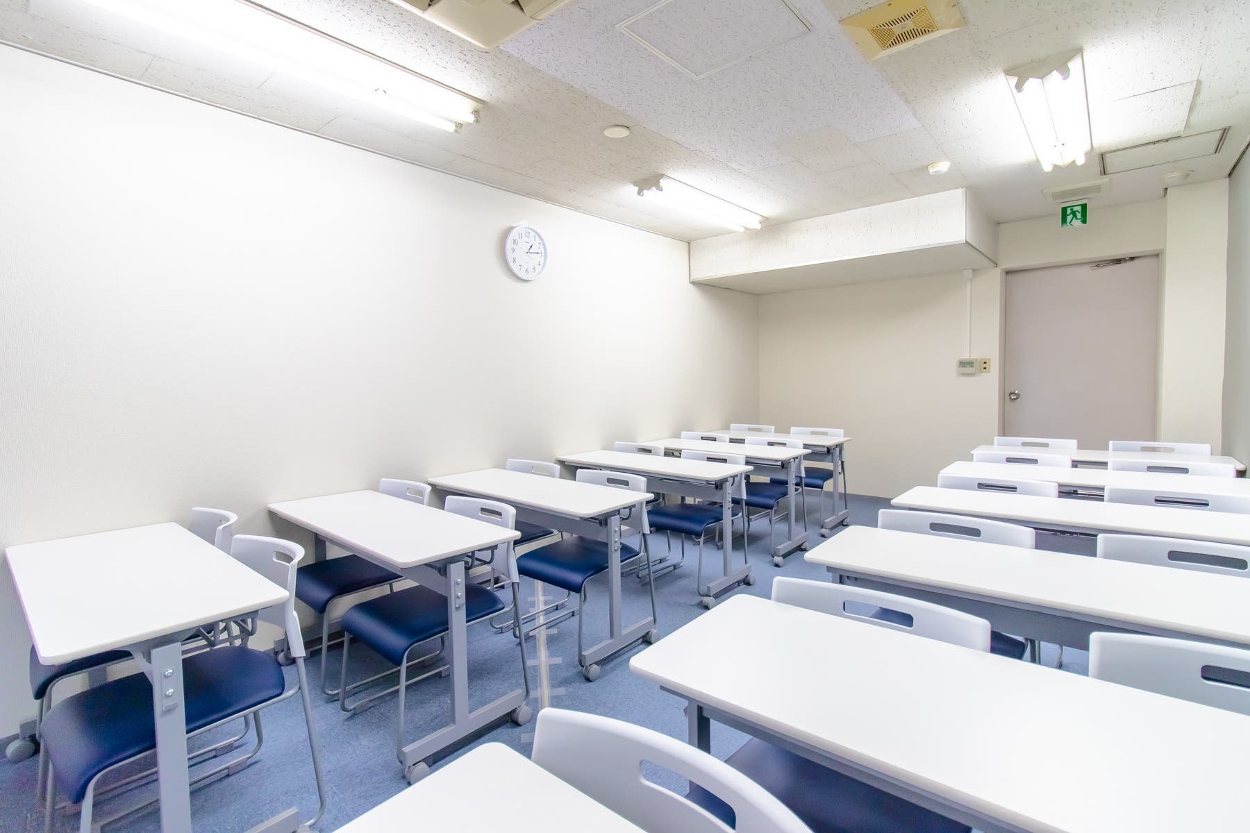 【栄駅12番出口徒歩2分！24名まで利用可！】55型大型モニター・WiFi全て無料！ふれあい貸し会議室 栄No142の写真6