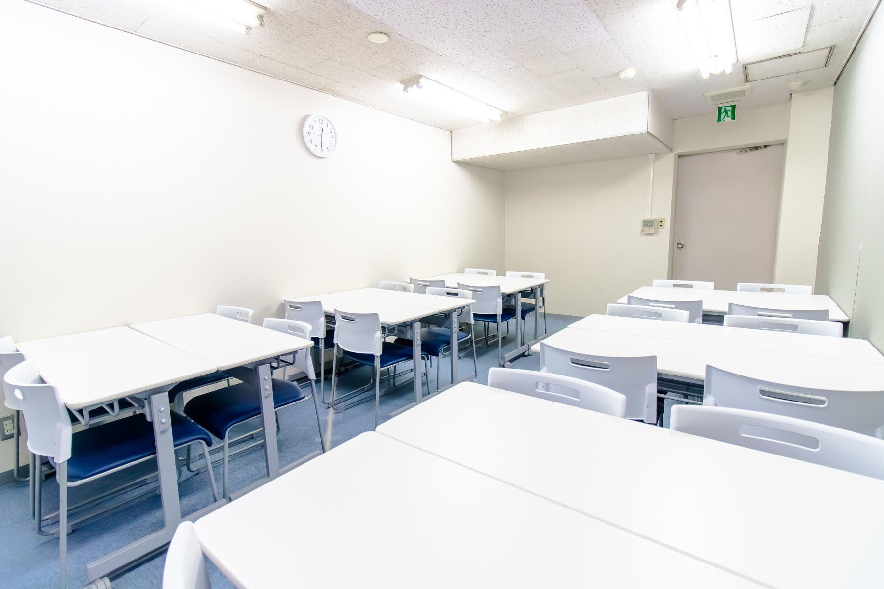 【栄駅12番出口徒歩2分！24名まで利用可！】55型大型モニター・WiFi全て無料！ふれあい貸し会議室 栄No142の写真12