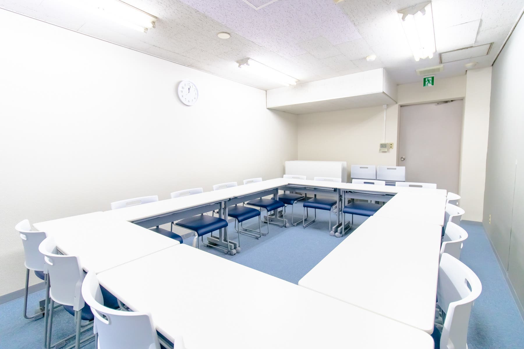 【栄駅12番出口徒歩2分！24名まで利用可！】55型大型モニター・WiFi全て無料！ふれあい貸し会議室 栄No142の写真18