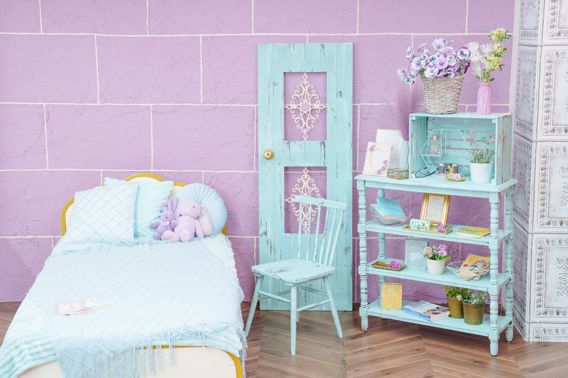 【ゼロスタジオ】カラフル&派手な壁　アメリカン　広い控室のハウススタジオ　120㎡の広々余裕な空間　 TVや雑誌の撮影実績多数！の写真15