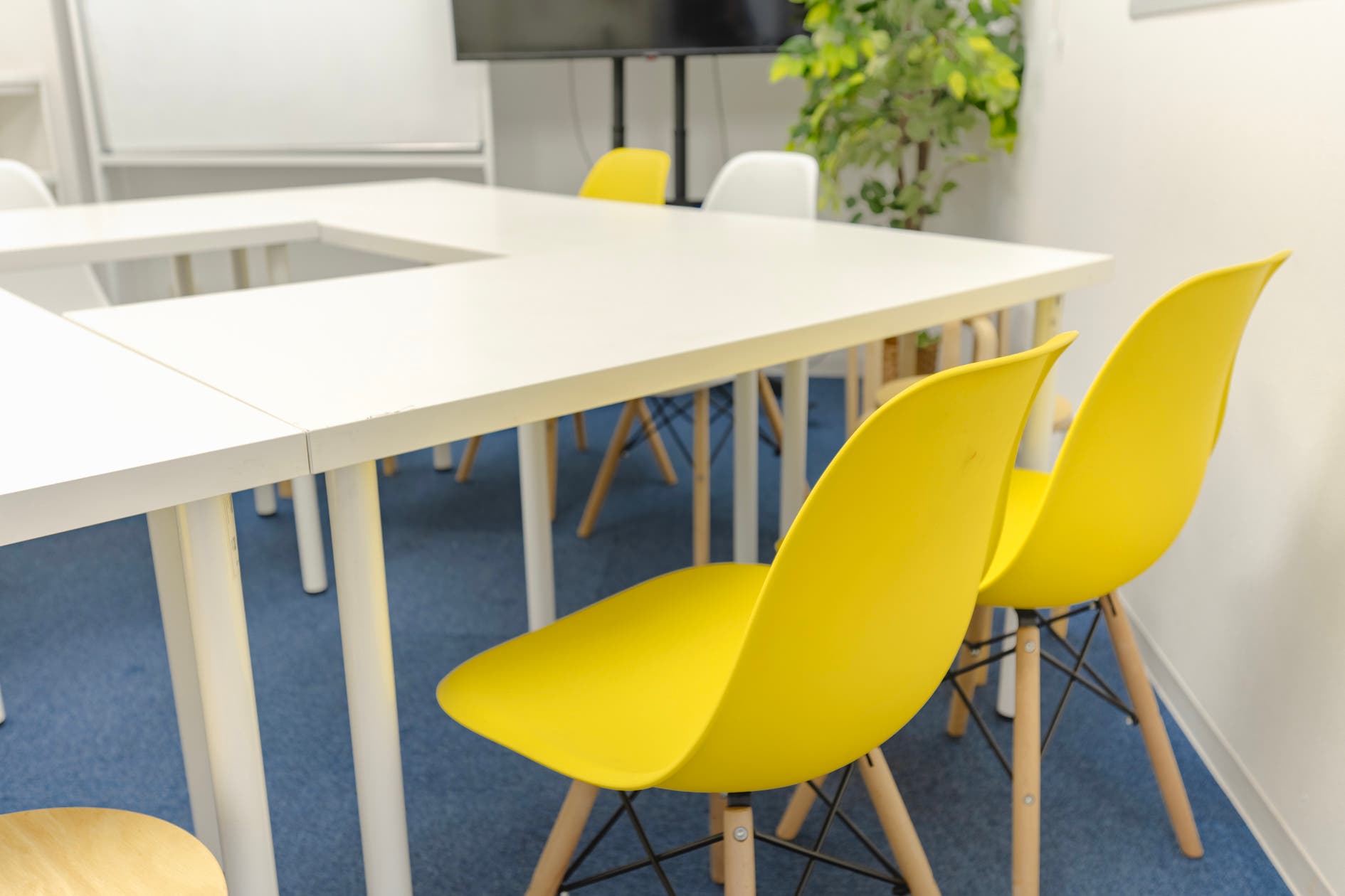 スペモ🧑🏻‍💻錦糸町駅2分❗️会議💻ワークショップ📖モニター完備✨勉強会👨‍🏫作業部屋✍️728_SpemoWork錦糸町の写真9