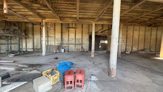 アジト設定やMVなどの撮影に 24時間撮影可能な元酒造廃墟の写真5