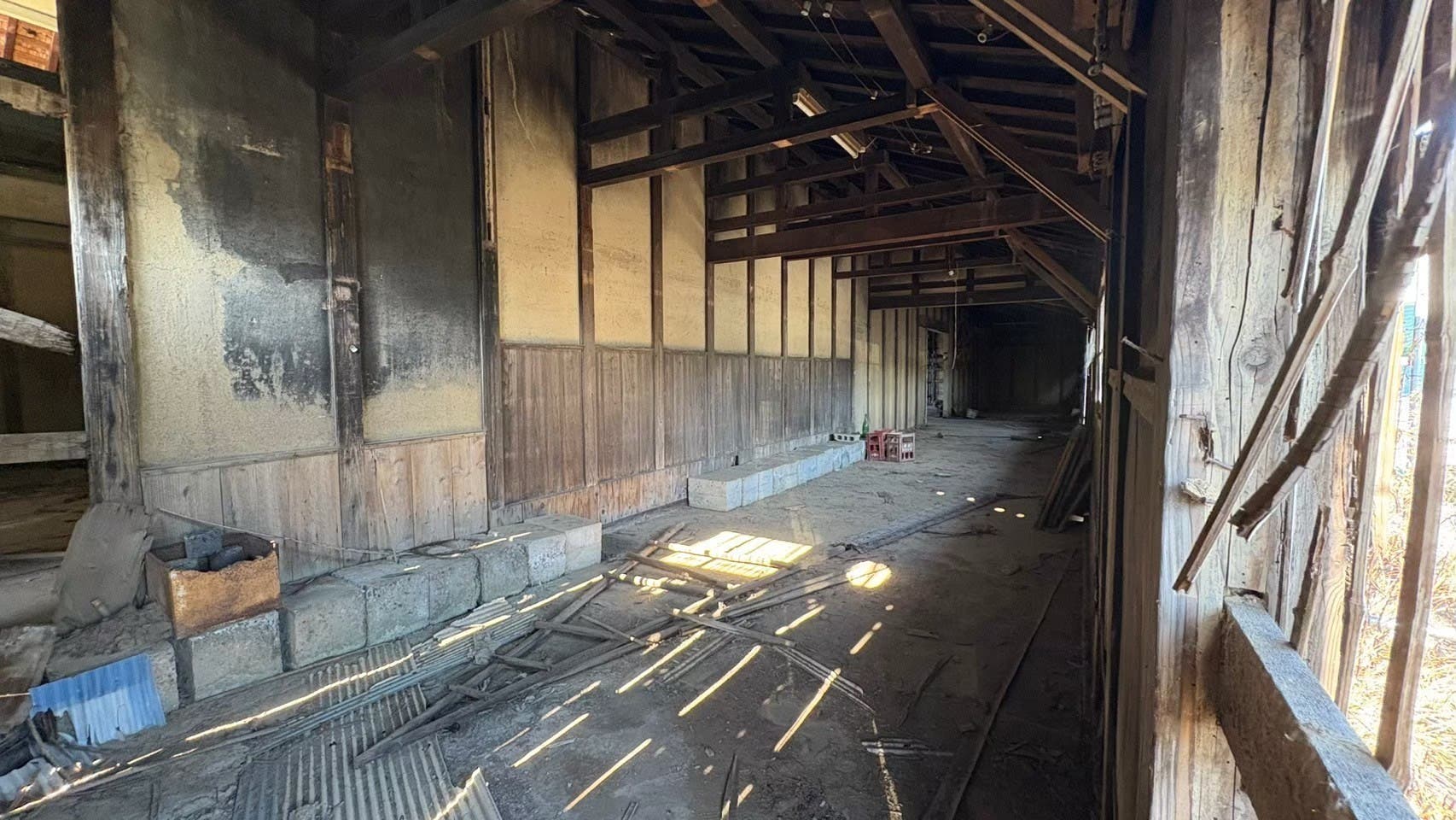 アジト設定やMVなどの撮影に　24時間撮影可能な元酒造廃墟の写真8