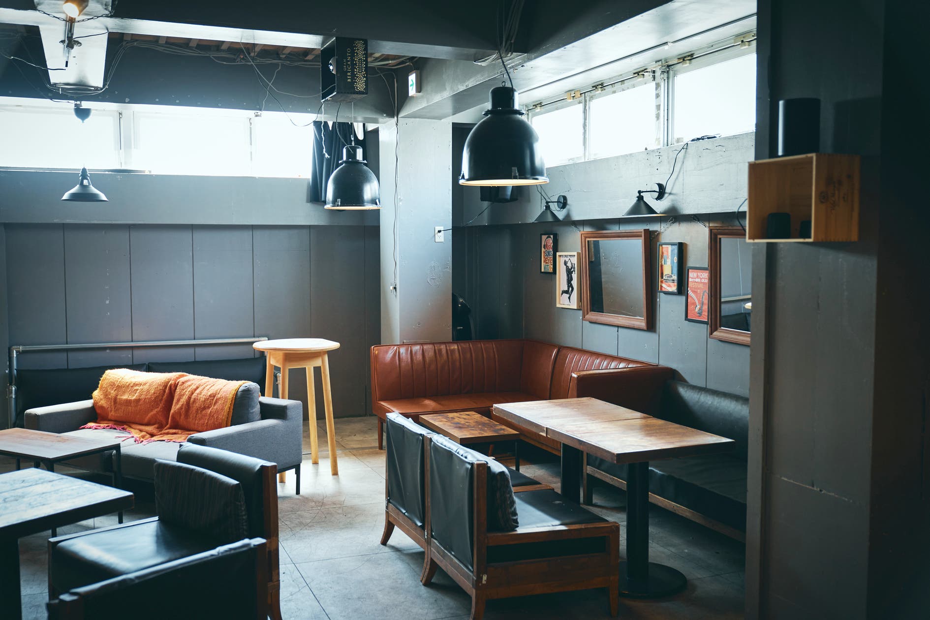 3階【両国駅/蔵前駅から8分🚶‍♂️最大35名収容👬商用撮影可◎講演会やワークショップに！Wi-Fi📶の写真2