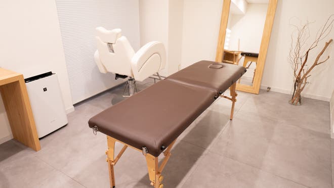 【OPEN割🎉最大30%】渋谷駅3分|施術ベッド2台完備✨10分前後入退出OK⏰完全個室✨エステ・マッサージ・ヘアメイク・ヨガの写真6