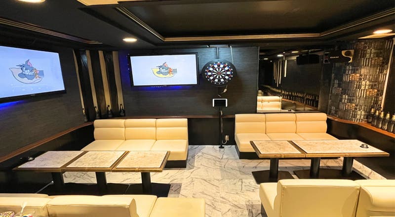 東心斎橋 BAR完全貸切/飲み放題オプション/カラオケ・ダーツ無料/心斎橋駅近/結婚式２次会