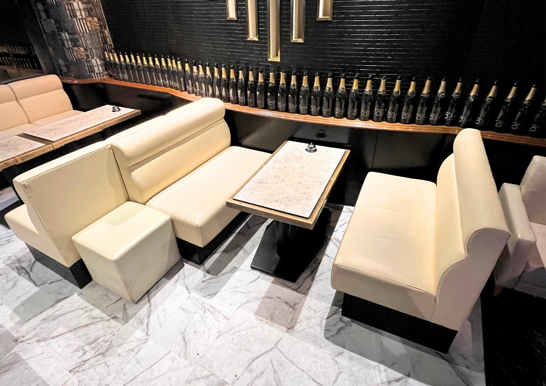 東心斎橋 BAR完全貸切/飲み放題オプション/カラオケ・ダーツ無料/心斎橋駅近/結婚式２次会の写真10