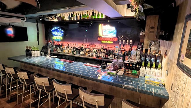 梅田駅から徒歩圏内/ハワイアンバイブスに包まれた隠れ家Bar/スタッフ常駐の写真2