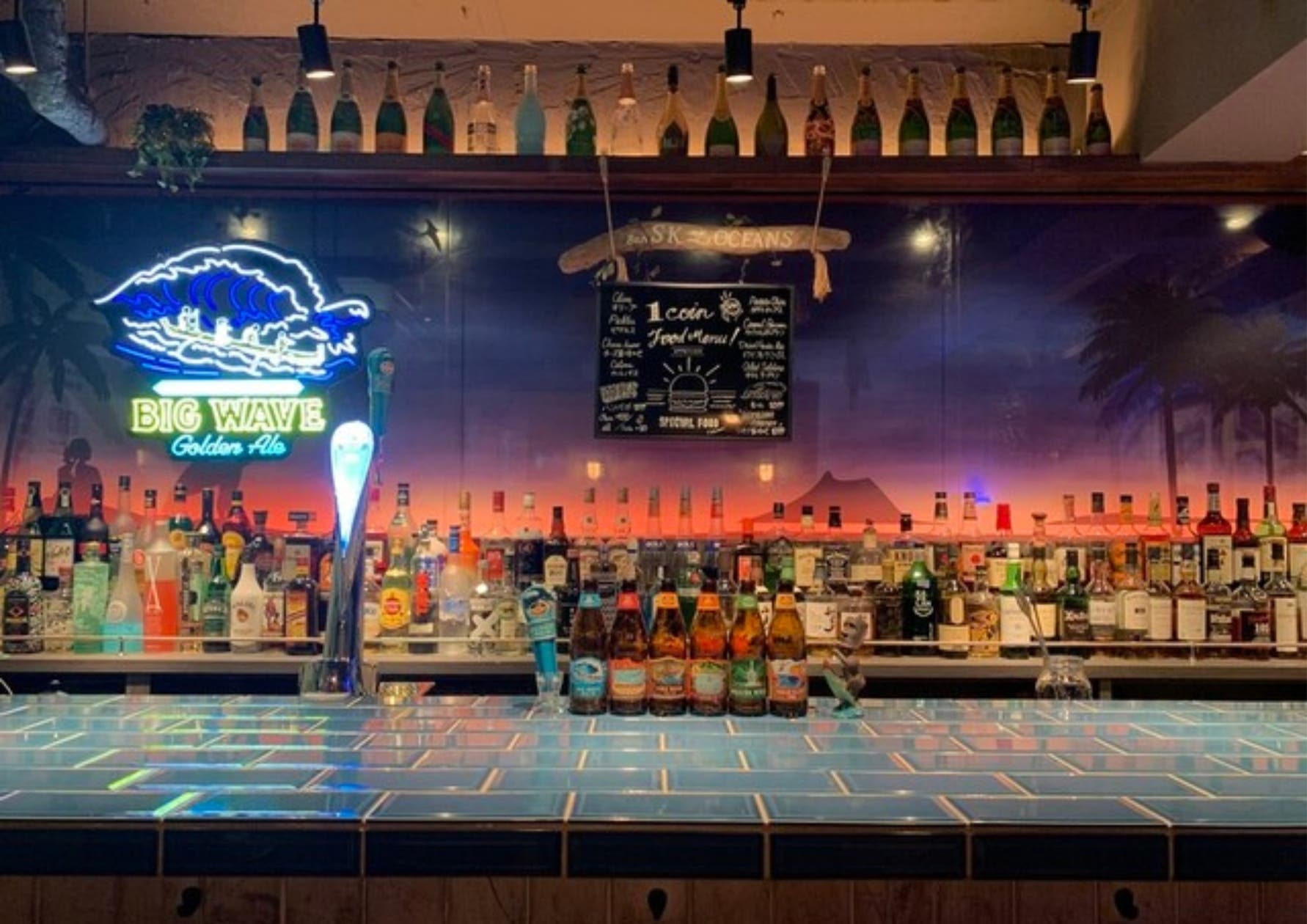 梅田駅から徒歩圏内/ハワイアンバイブスに包まれた隠れ家Bar/スタッフ常駐の写真3