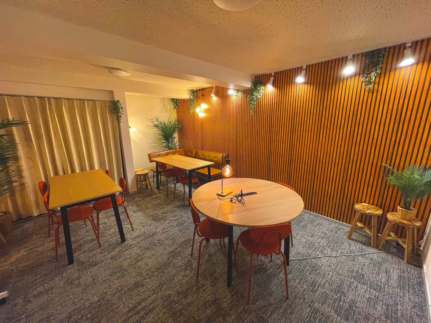 【🎄クリスマス限定OP有！大井町駅徒歩3分】最大18名/無料Wifi/会議・撮影・女子会・ボドゲ・パーティ等！飲食🍺🍷可！の写真2