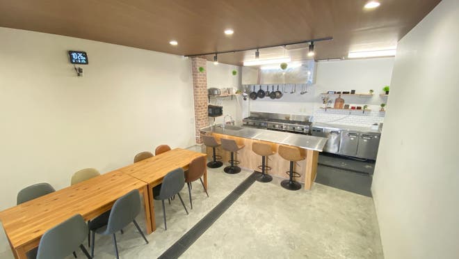 業務用キッチン完備!30名収容!レンタルキッチン/ガスオーブン完備/飲食営業許可・菓子製造許可取得済の写真1