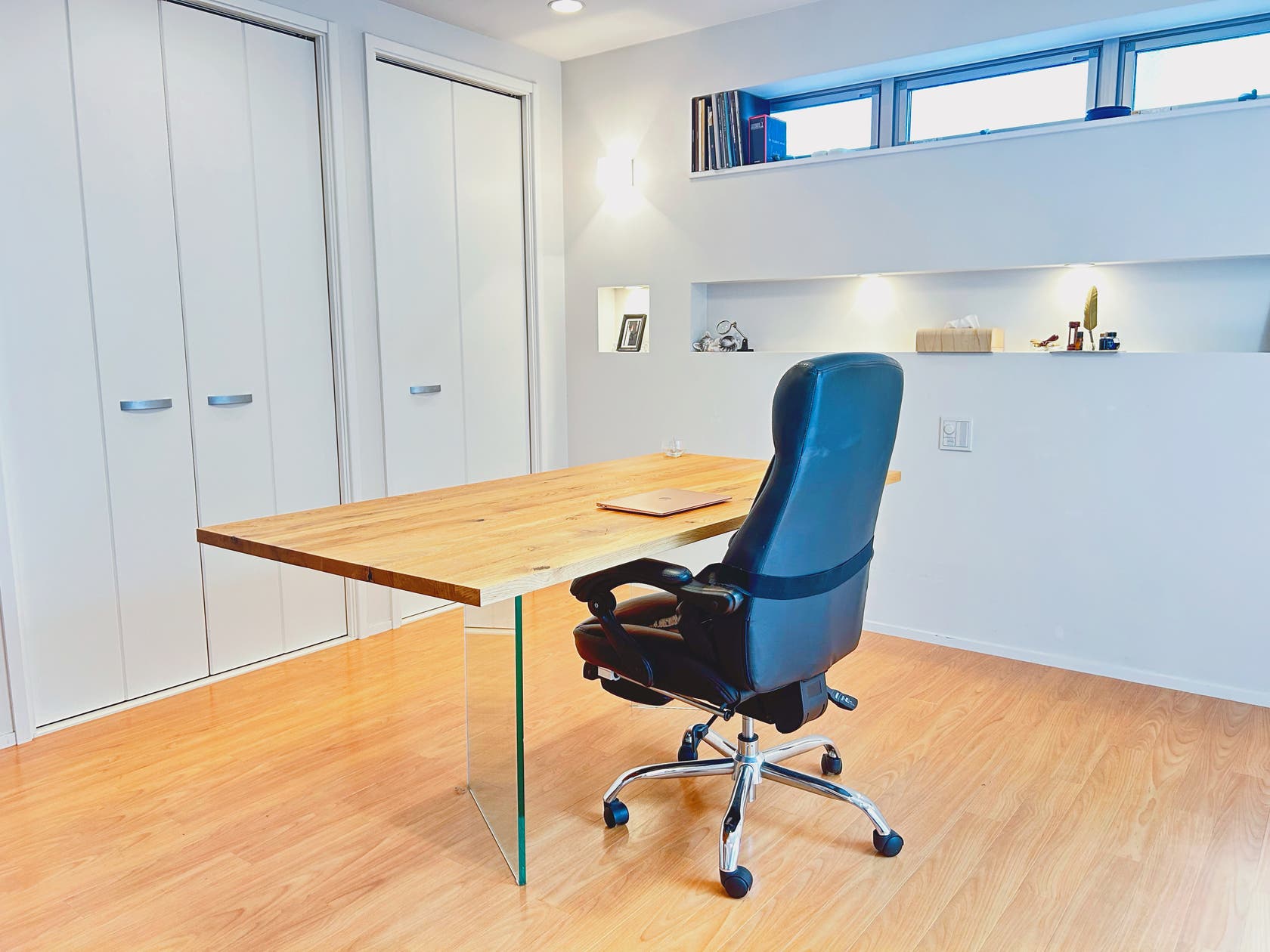 ハウススタジオ（パーティOK）📷潤沢太陽光に30畳リビングと大規模キッチン！撮影やパーティに贅沢空間📷室内最大30名収容👬の写真28