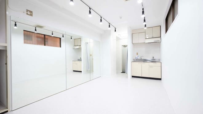 新規オープン✨吉祥寺徒歩6分人気スタジオ2号店!大型鏡・テレビあり/ヨガ/ダンス/武道/舞台など個人、少人数のレッスンの写真6