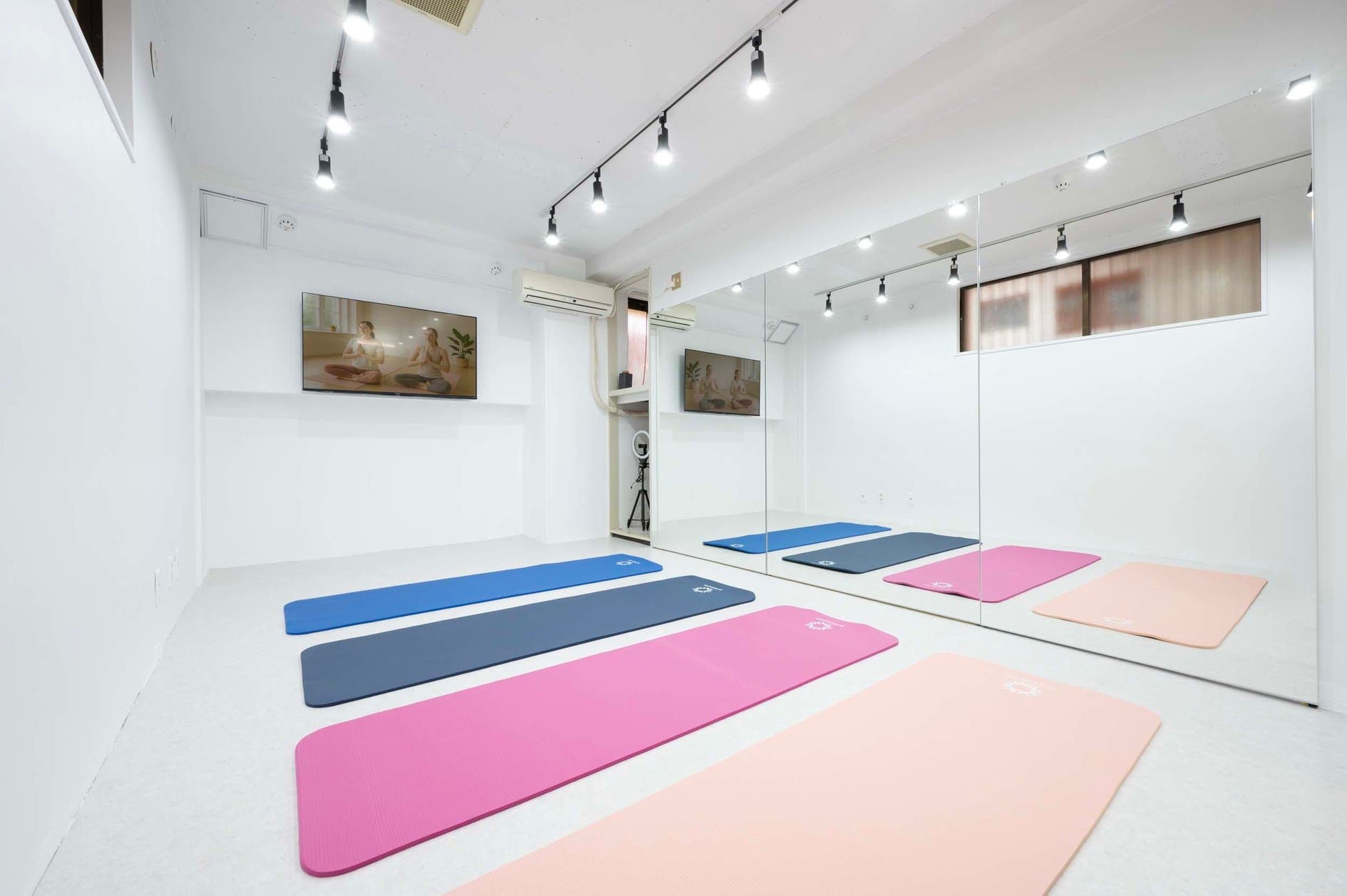 新規オープン✨吉祥寺徒歩6分人気スタジオ2号店！大型鏡・テレビあり/ヨガ/ダンス/武道/舞台など個人、少人数のレッスンの写真7