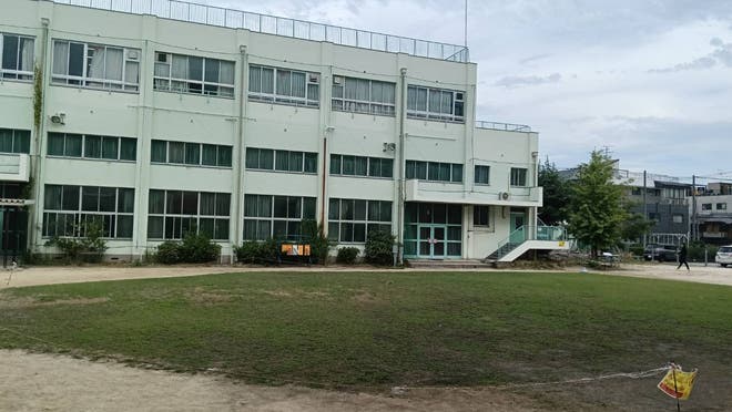 小学校跡地を活用したグランドでイベント利用の写真1