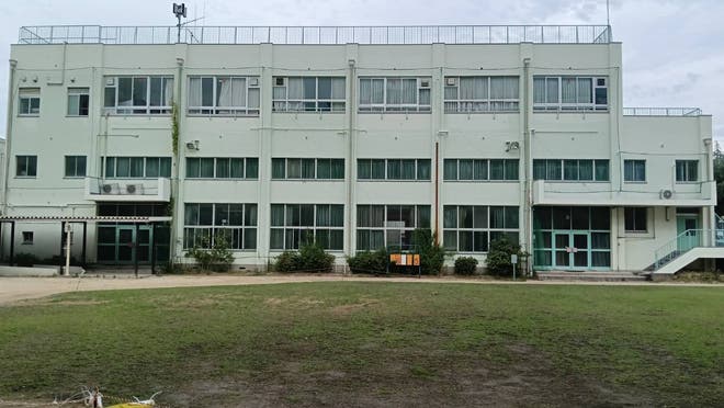 小学校跡地を活用したグランドでイベント利用の写真4