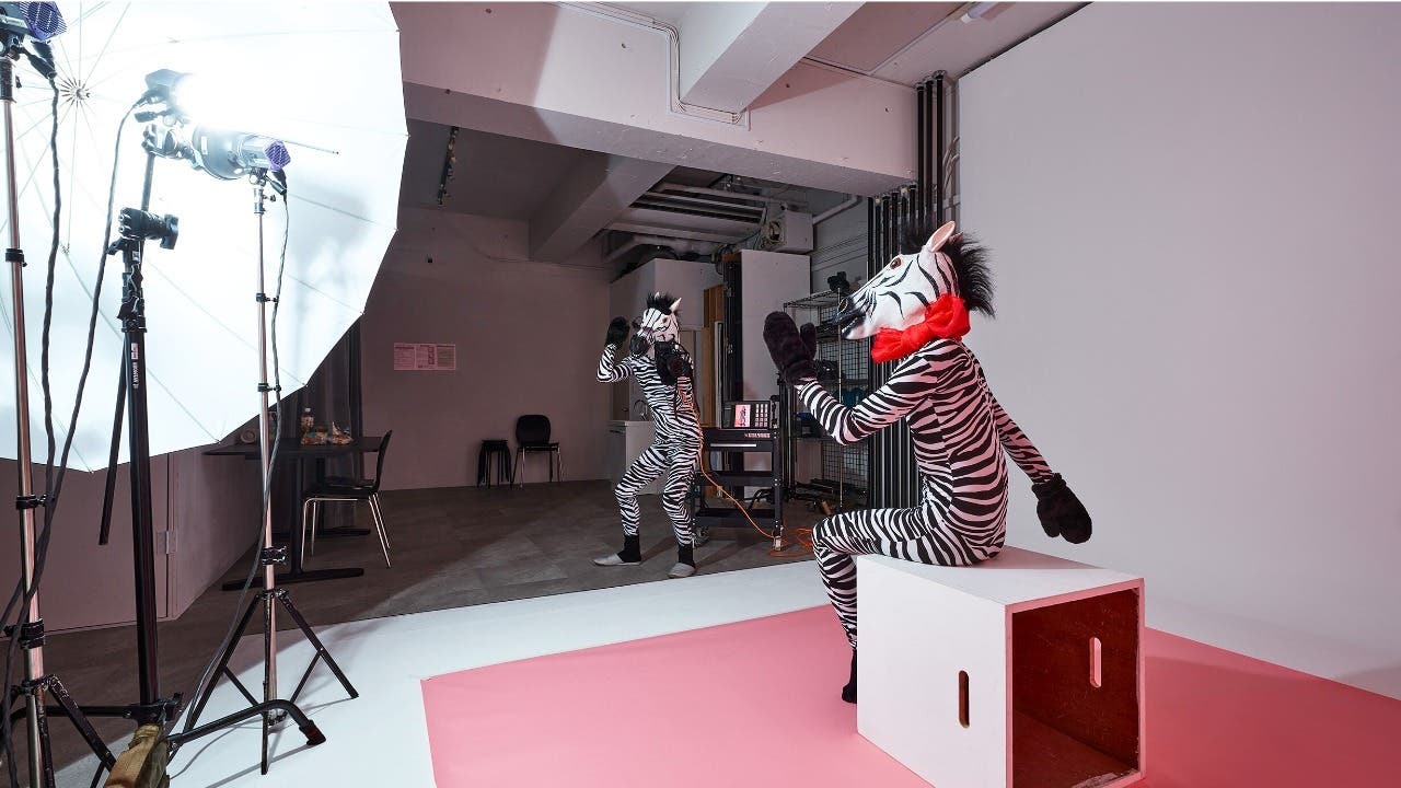 天高３m！格安！機材無料レンタル！新宿・代々木エリアの白ホリゾント撮影スタジオの写真7