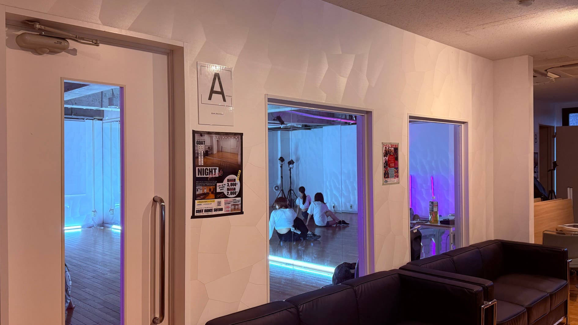 仙台駅徒歩10分｜貸切Aスタジオ（最大36名）LED照明×Bluetooth音響完備 — 今すぐ予約可能の写真5