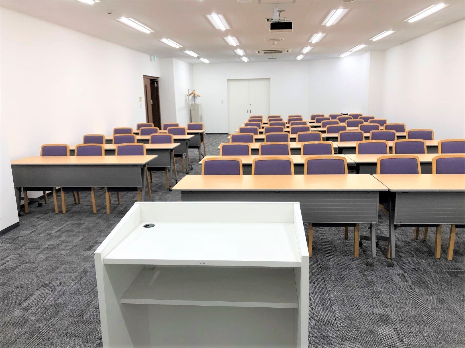 【リロの会議室 Forum S 3東洋海事ビル】会議室B+Cの写真3