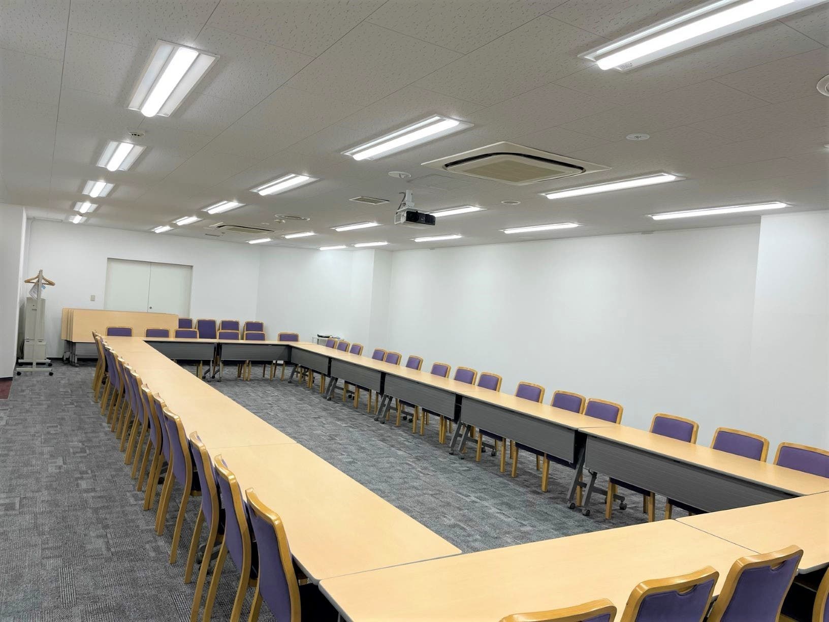 【リロの会議室 Forum S 3東洋海事ビル】会議室B+Cの写真10