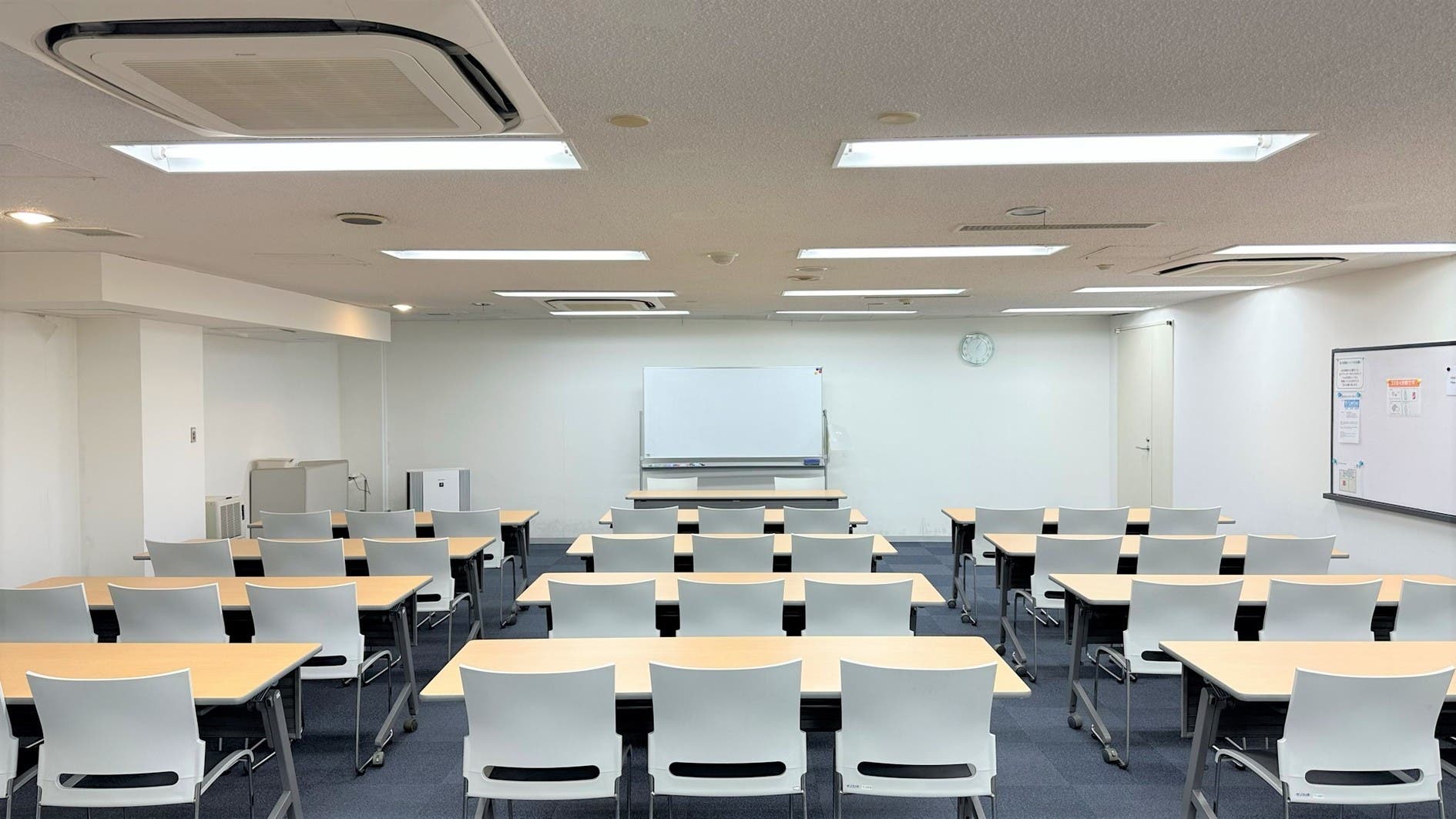 【リロの会議室 Forum S 5東洋海事ビル】会議室Bの写真1