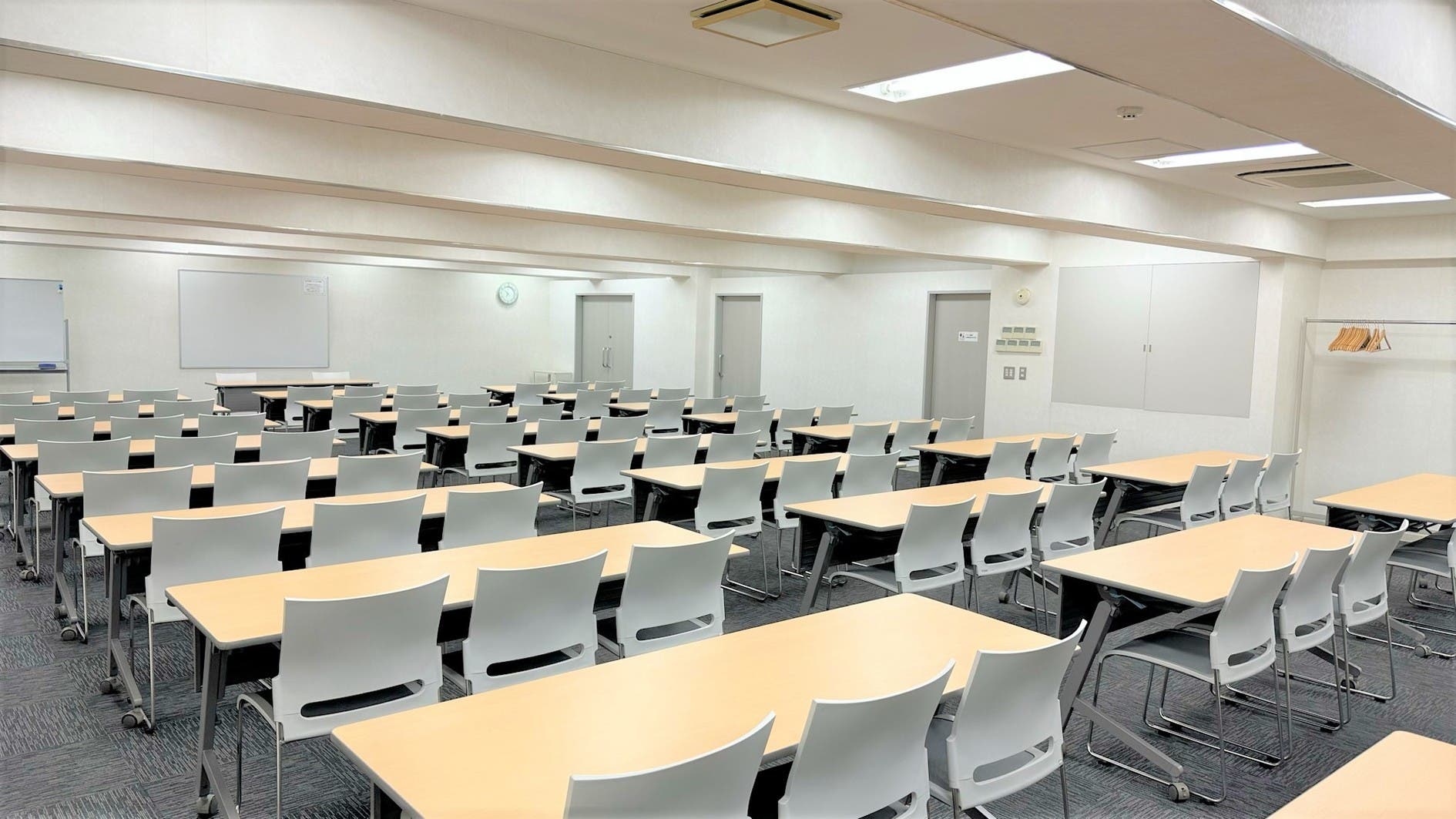 【リロの会議室 Forum S 5東洋海事ビル】会議室Dの写真2