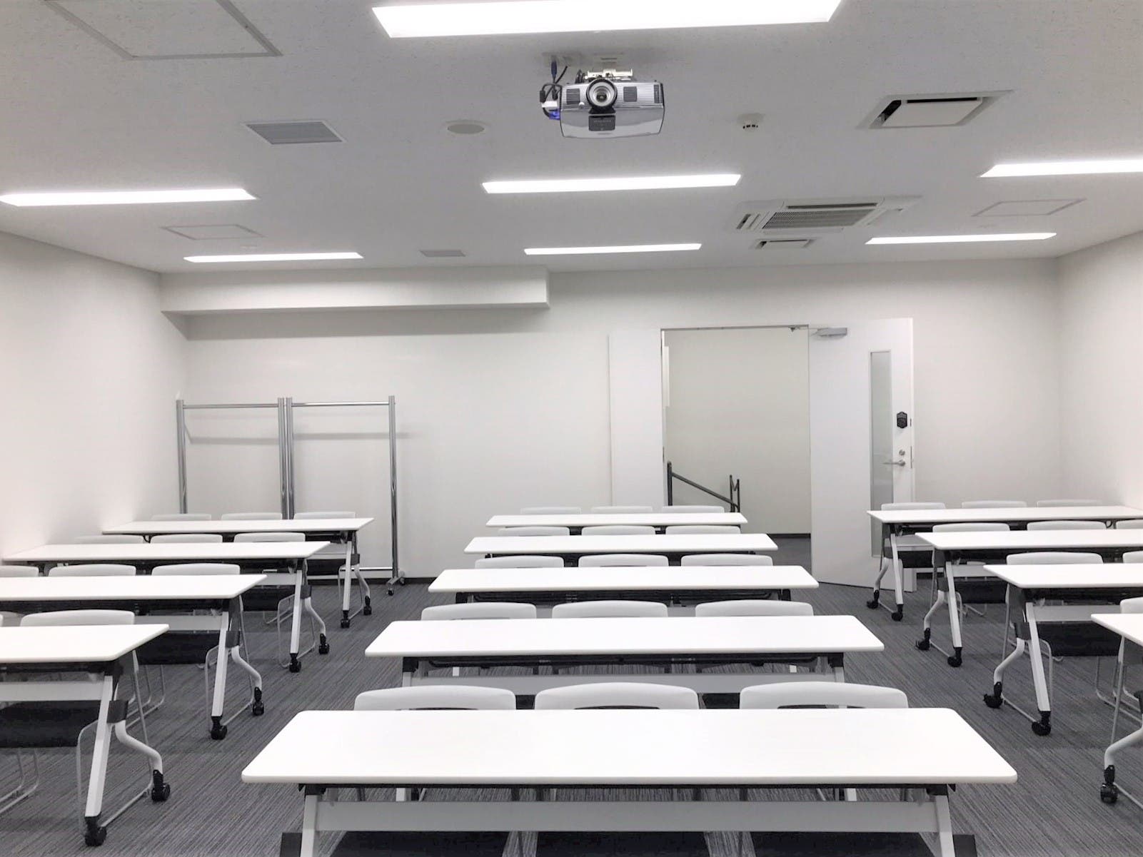 【リロの会議室 Forum S+ 内幸町】会議室Bの写真3