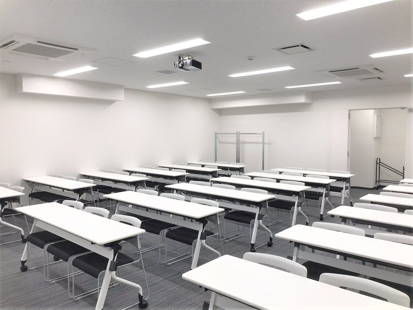 【リロの会議室 Forum S+ 内幸町】会議室Bの写真4