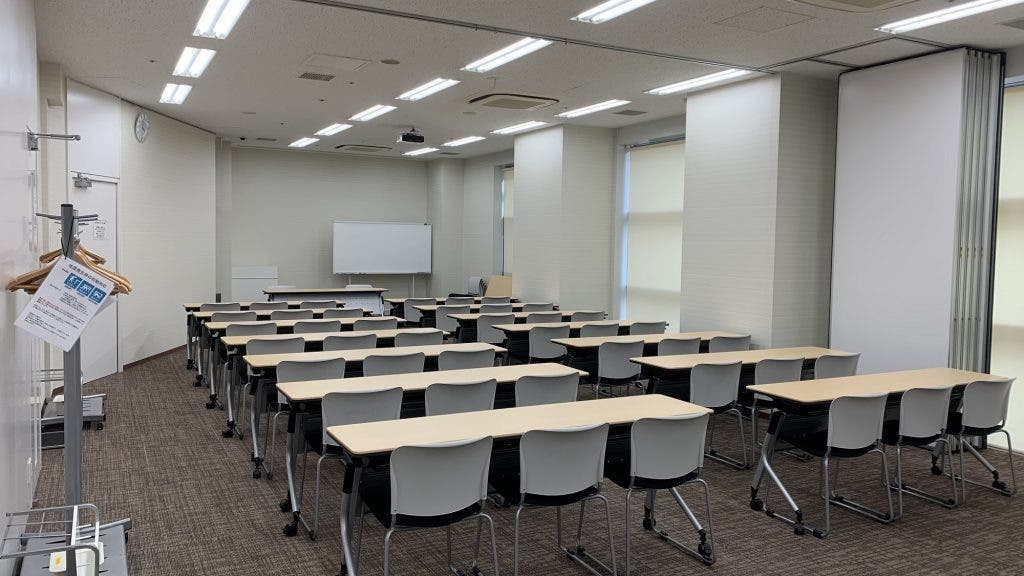 【リロの会議室 Forum S+ 汐留】会議室A+Bの写真1