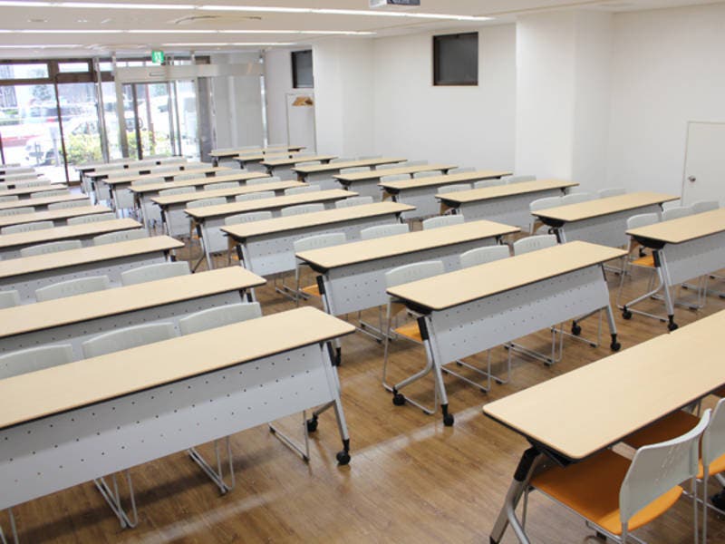 【リロの会議室 Forum S+ 西新橋】1階 会議室の写真2