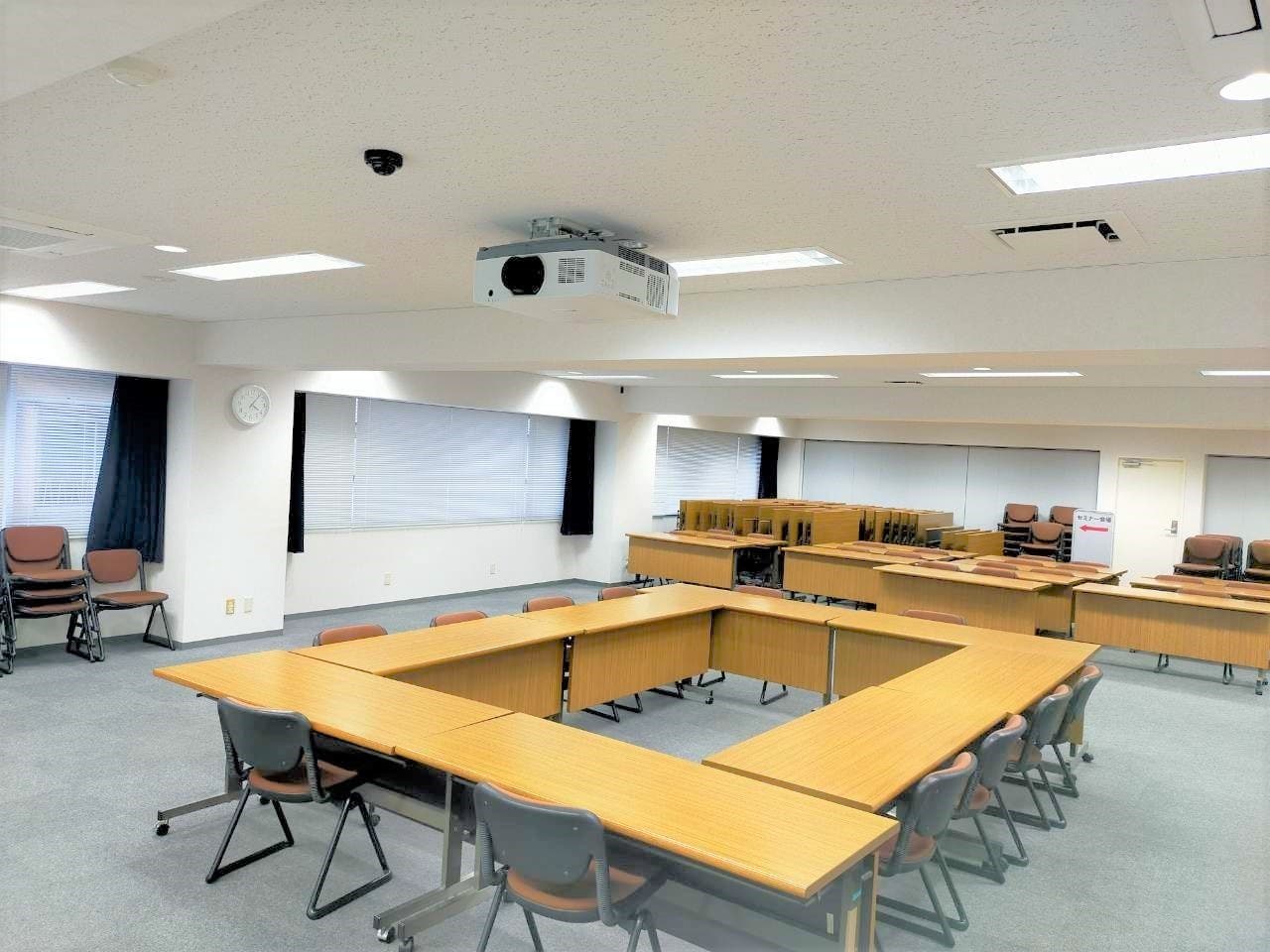 【リロの会議室 ニッキンホール】2階 ホールの写真4