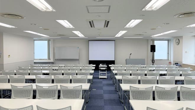 【リロの会議室 五反田KANPAIビル】大会議室の写真5