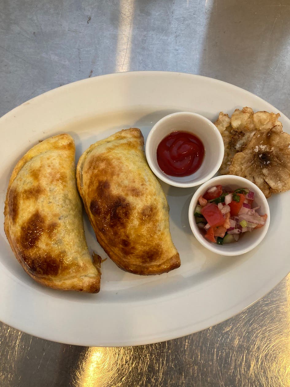 お食事（おつまみ＆メイン＆デザート計8-9品、3時間）の画像1