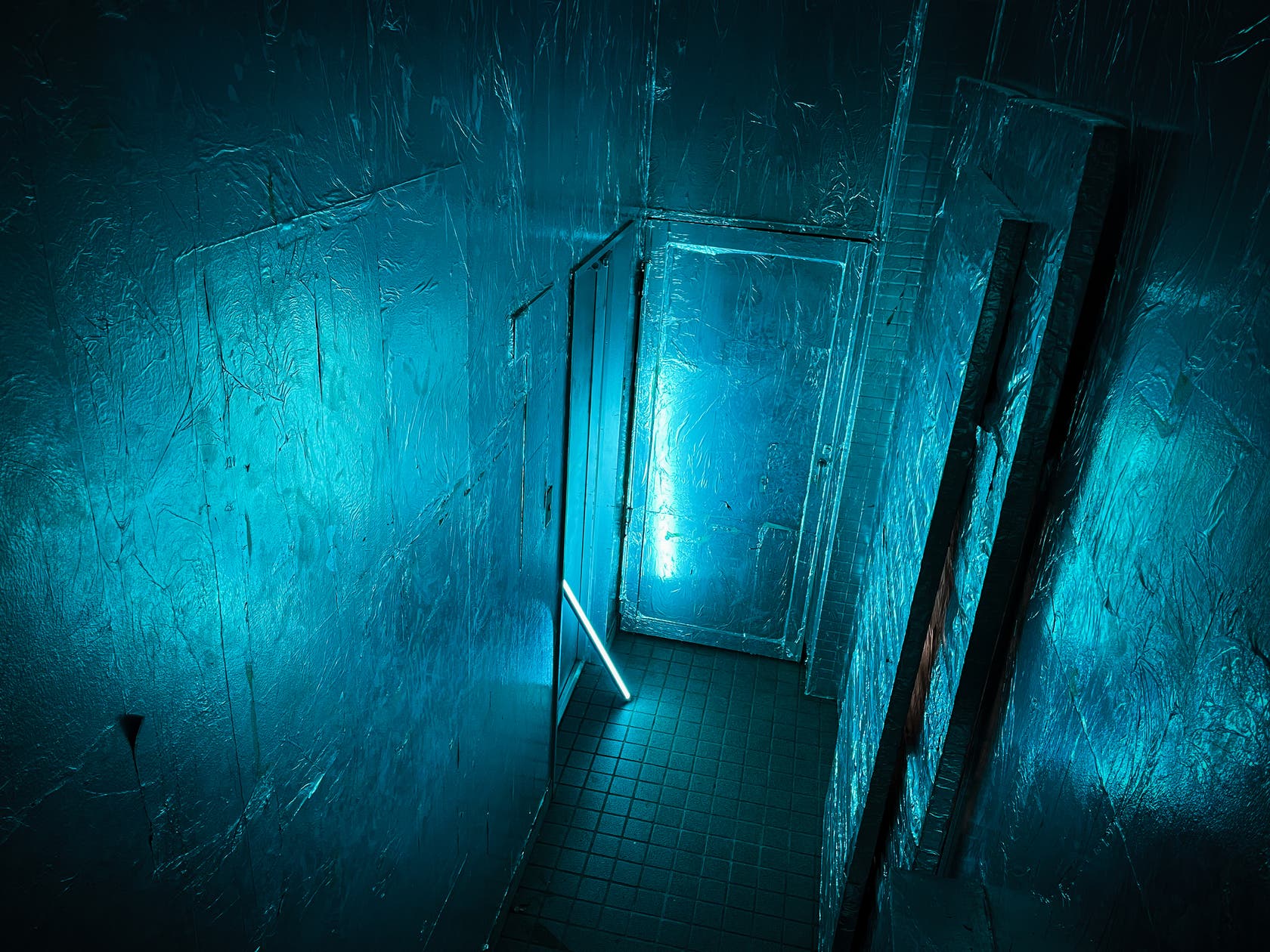 近未来的などこか退廃的な世界観が形成された撮影スタジオ 250㎡ | 雑色駅徒歩15分 | ＃廃墟＃アパレル＃ハウススタジオの写真5